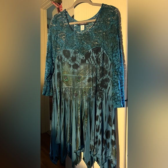 Tops | The Pyramid Collection 3x | Poshmark